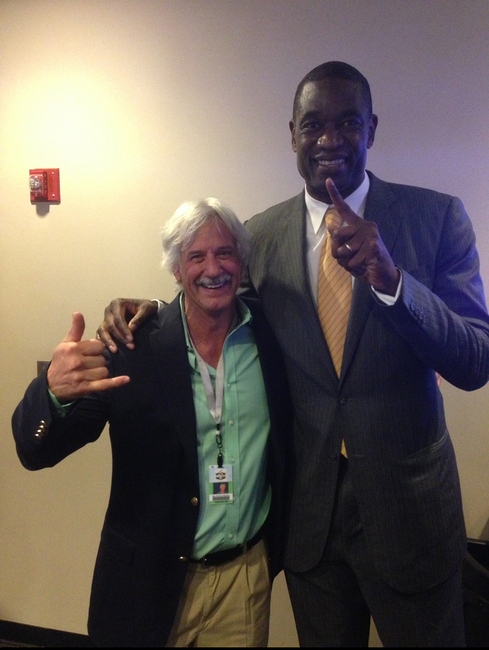 Dr. Steve Traina - Orthopedic Surgeon - Official Website